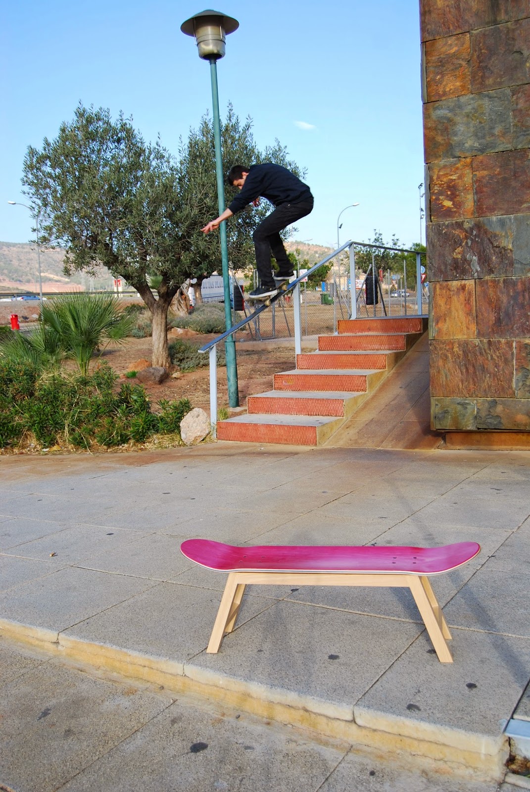 SKATE-HOME: Skate-Home, created by skaters since 1987.