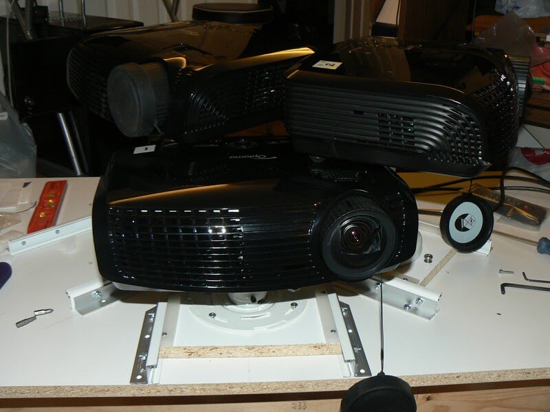 ElephantAir 737 Flight Simulator: Projectors