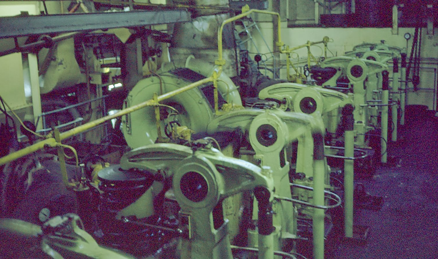 'ZIEN EN WETEN': ACMAEA M.S. SHELL TANKERS B.V. (DEEL 1-B)