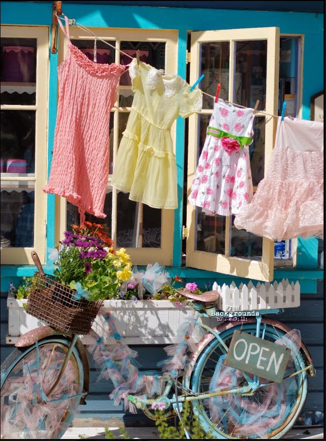 Lydia Says...: WINNING SUMMER WINDOW DISPLAYS