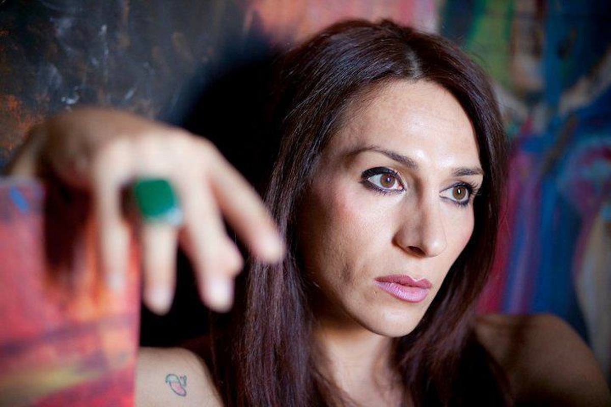 Interviewing... Writing: ΜΙΝΑ ΟΡΦΑΝΟΥ: "ΕΙΝΑΙ ΩΡΑΙΟ ΝΑ ΞΕΡΕΙΣ ΝΑ ...