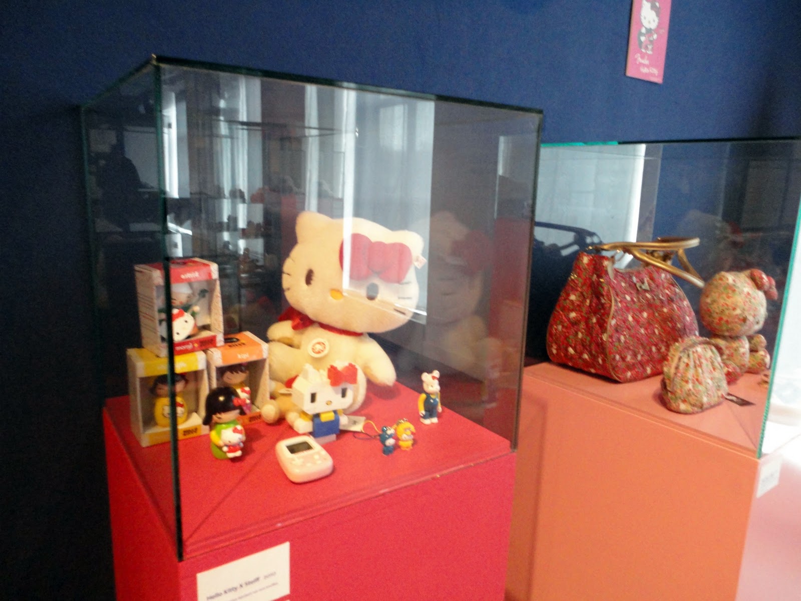 The Proud Daydreamer: Hello Kitty says hello to Holland.