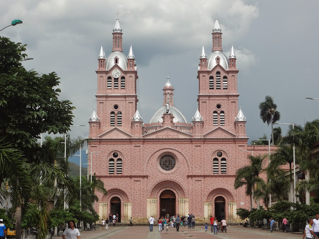 Poesías, oraciones, cuentos...: HISTORIA DEL SEÑOR DE LOS MILAGROS DE ...