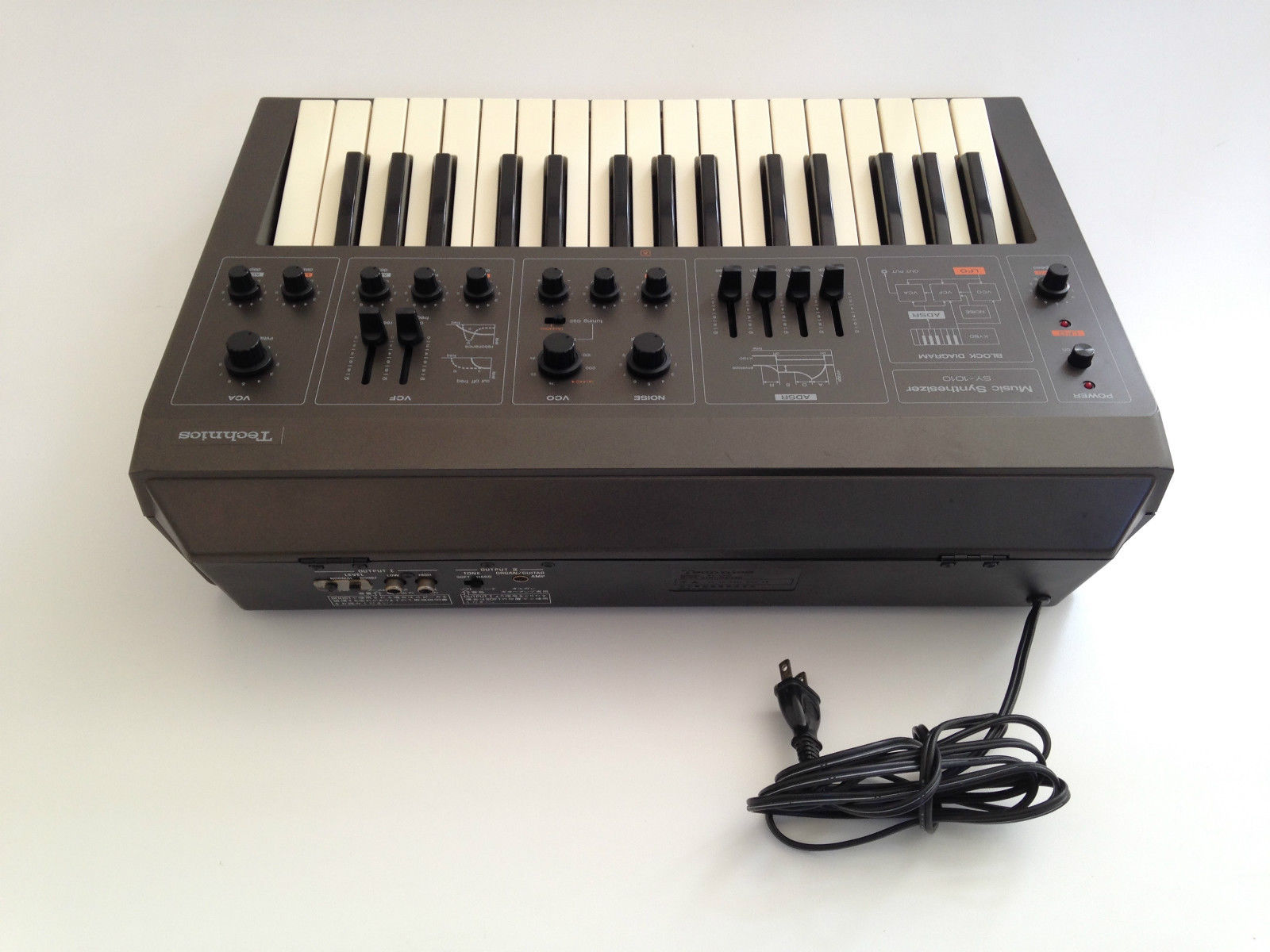 MATRIXSYNTH: Technics SY-1010 Synthesizer