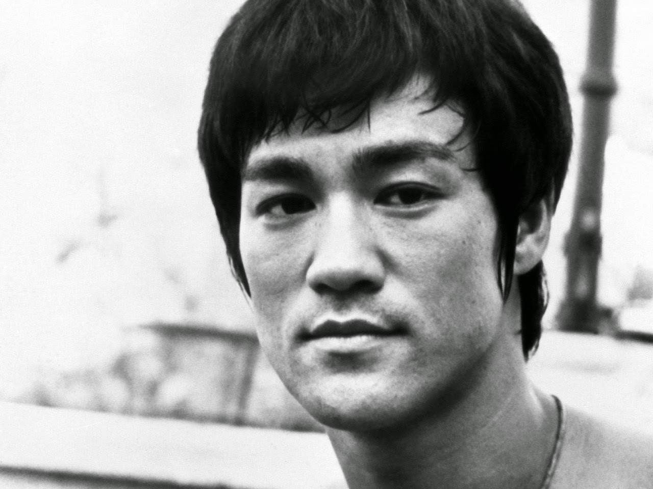 Bruce Lee : Biography - Mind Philosopher