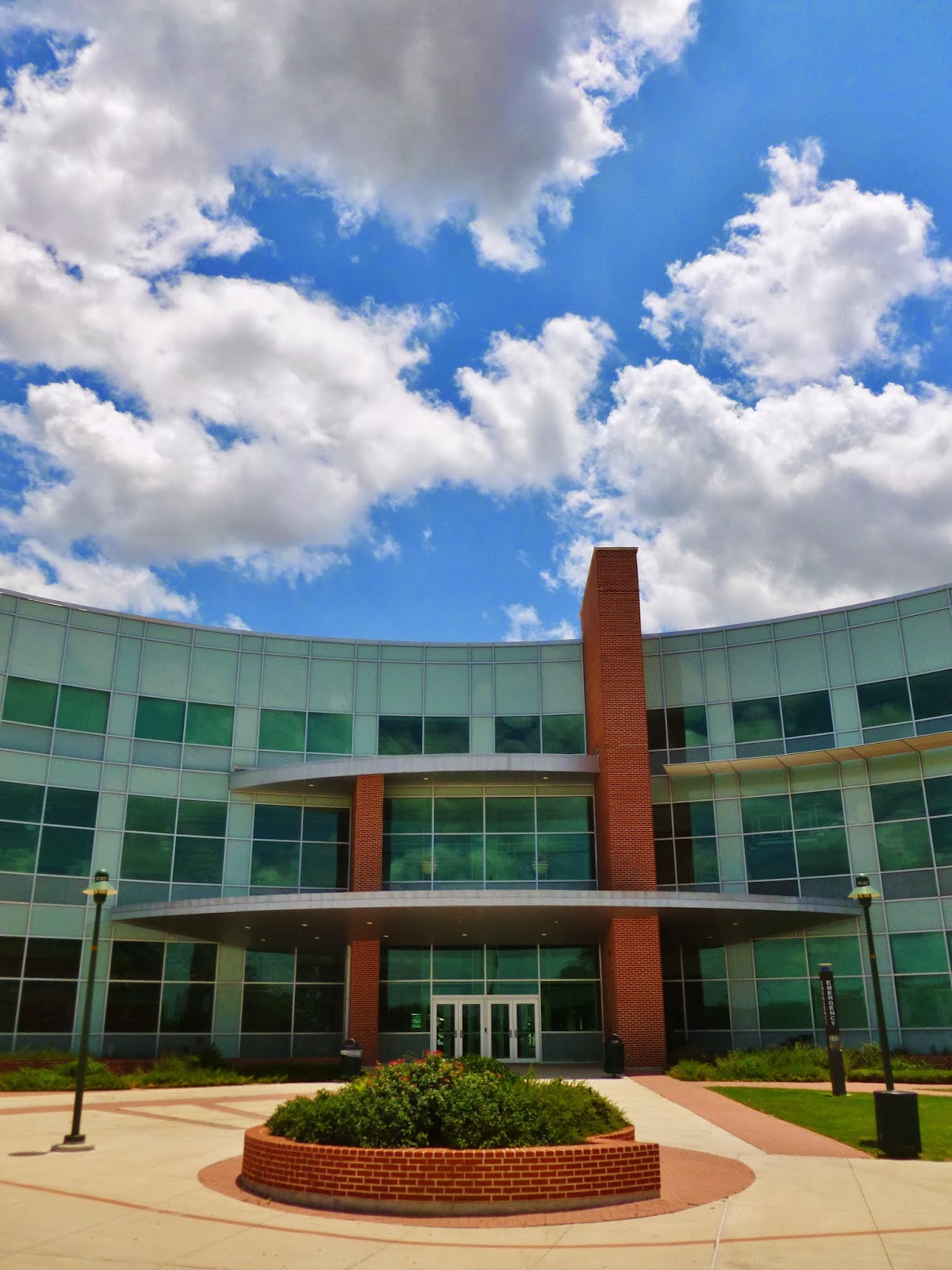 Timothy McVain Lives: Why I Love San Antonio Part 4/5 College Campuses