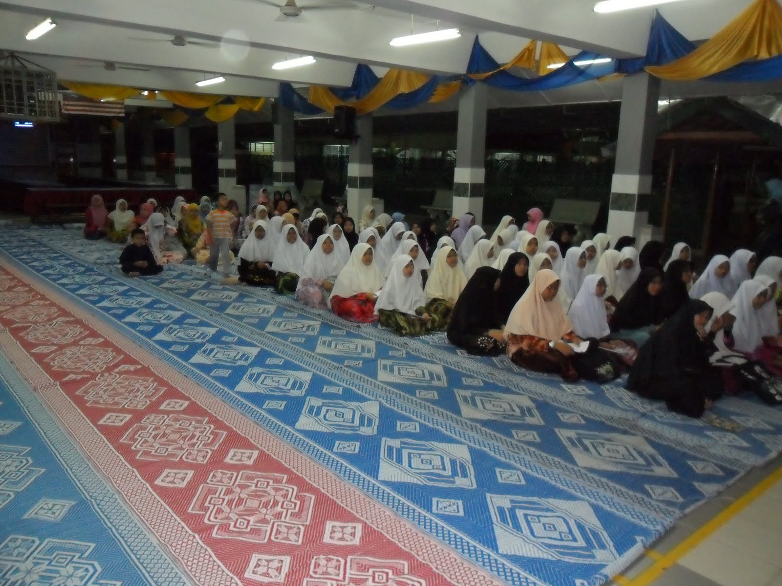 Program Anak Angkat Kampung Parit Raja, Batu Pahat ...