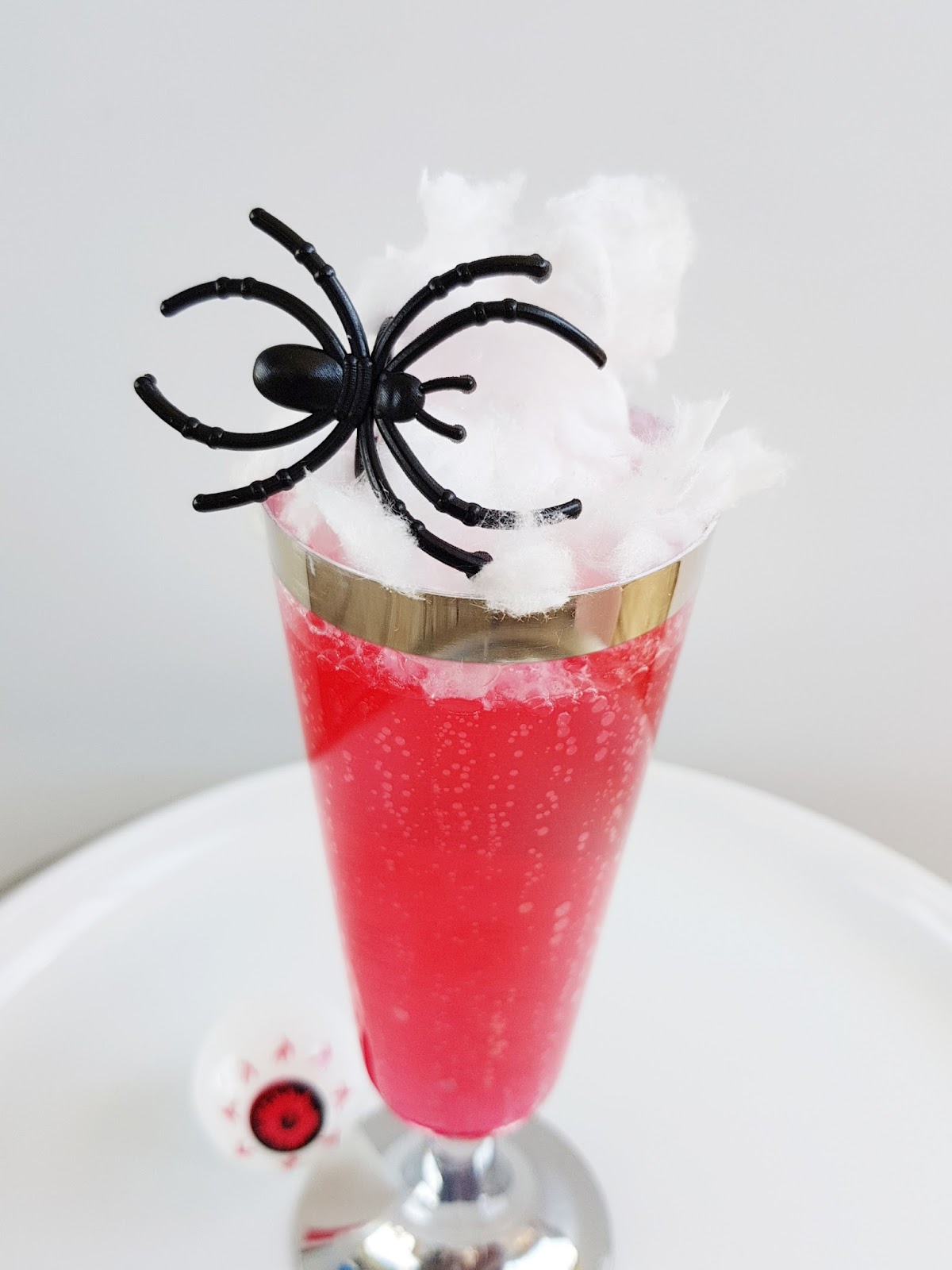 How to Make a Sizzling Halloween Cocktail brew drink | EASY DIY | Now ...