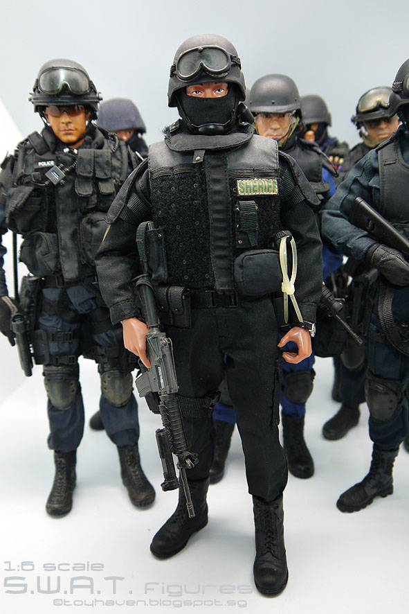 1/6 scale S.W.A.T. 12-inch Action Figures - We really need more of them ...