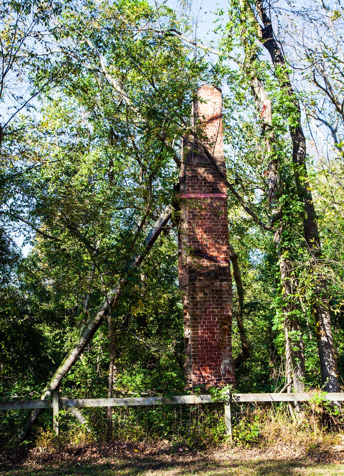 Walking Arizona: The Old Chimney