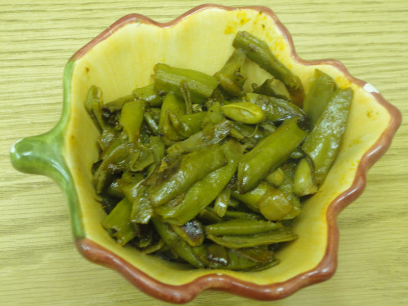 Desi / Maharashtrian food: Valor Beans