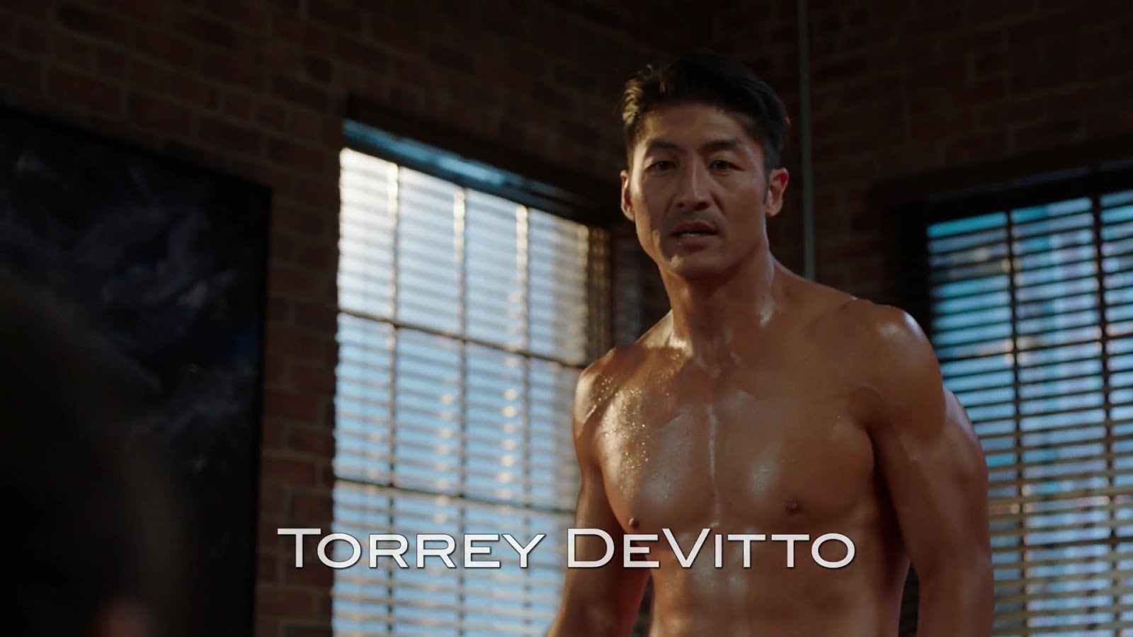 Alexis_Superfan's Shirtless Male Celebs: Brian Tee shirtless in Chicago Med, Season 4, Ep 4