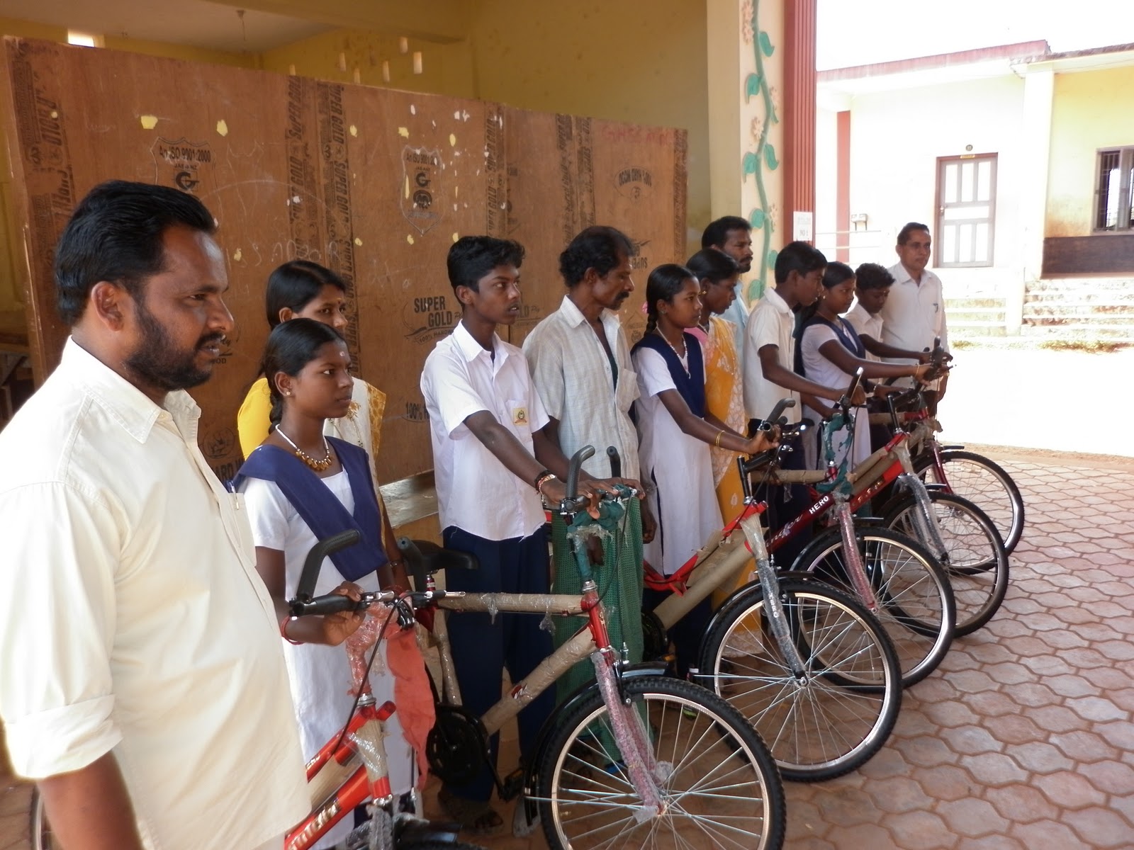 G.H.S.S. ADOOR: PHOTO