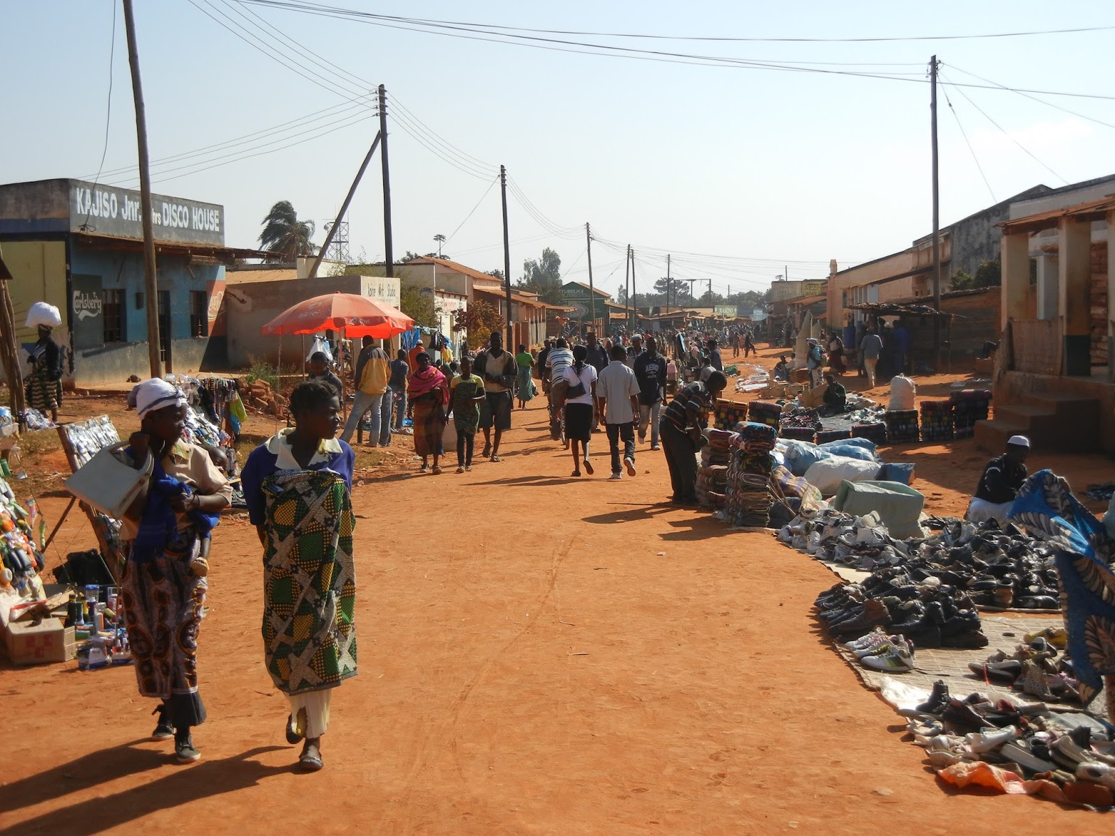 Leo in Malawi: Ekwendeni (20 km from Mzuzu)