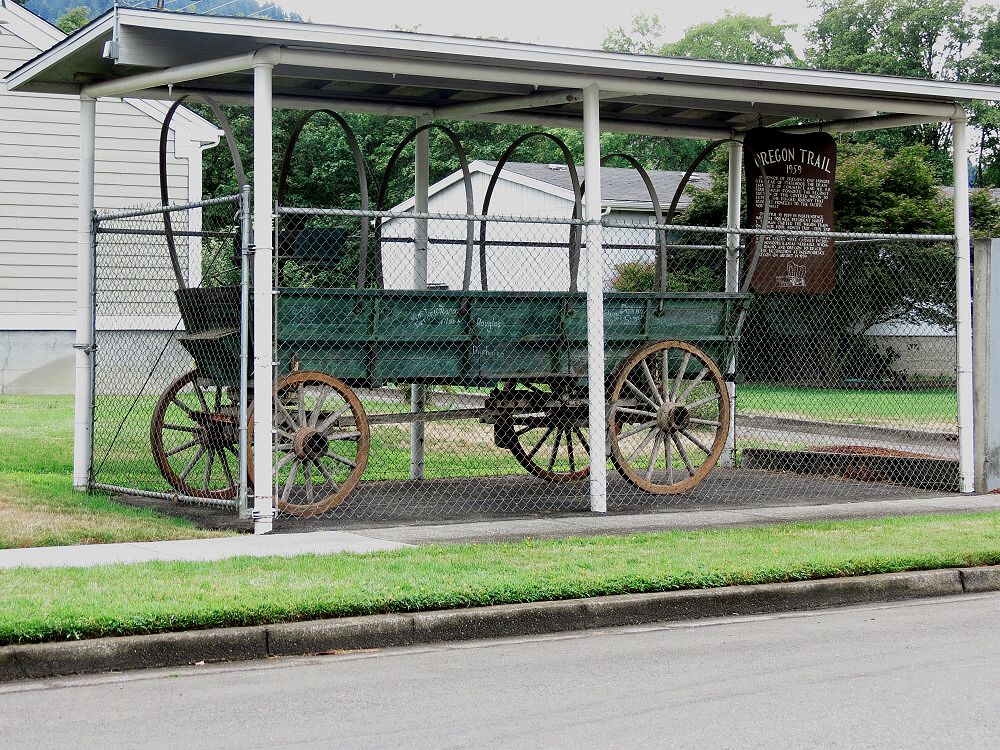 Travels with a Muse: Drain, Oregon