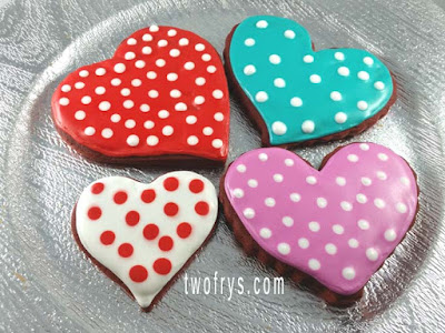 Two Frys: Red Velvet Heart Cookies