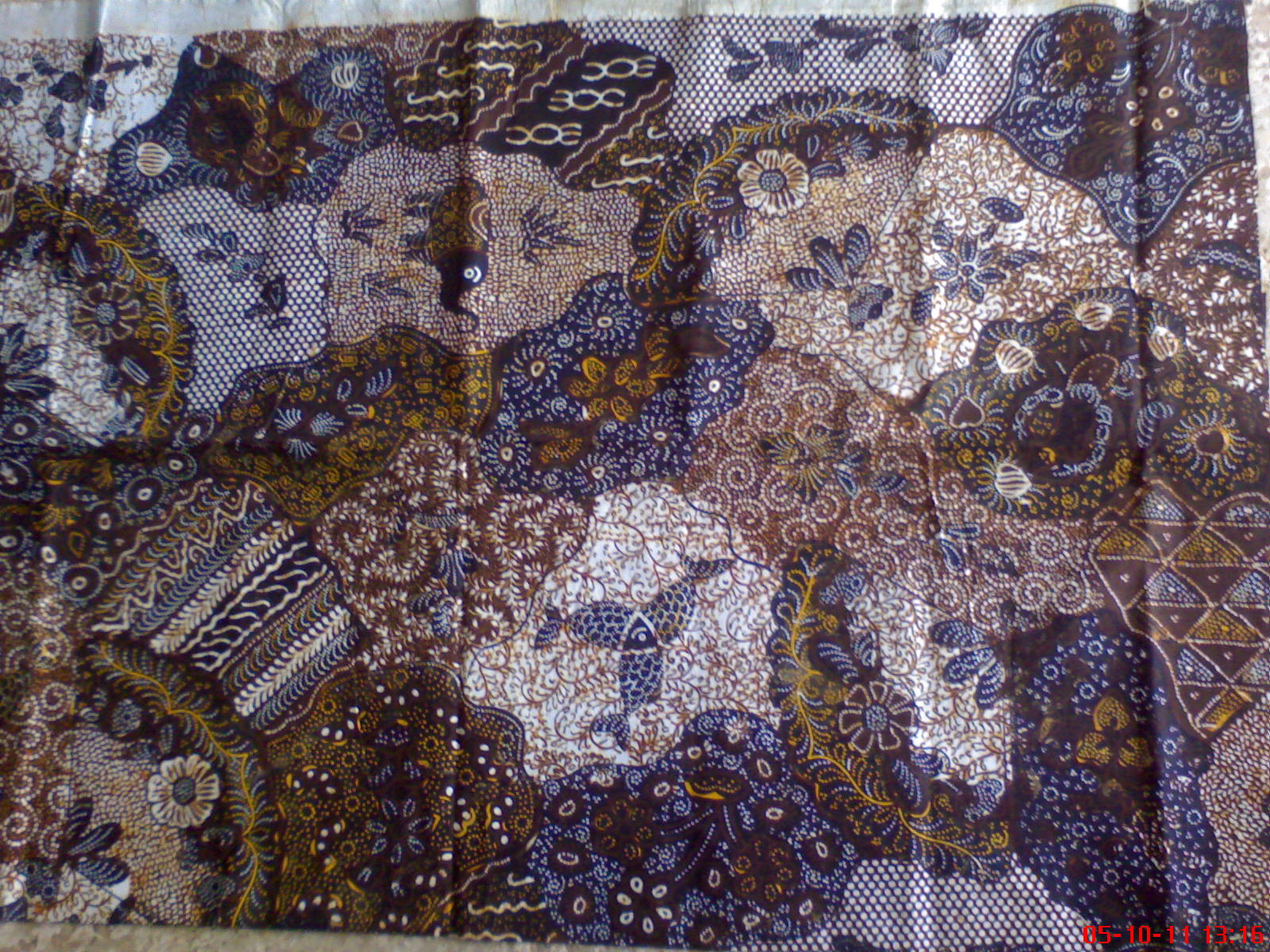 DUNIA BATIK INDONESIA : BATIK KHAS TULUNGAGUNG JAWA TIMUR