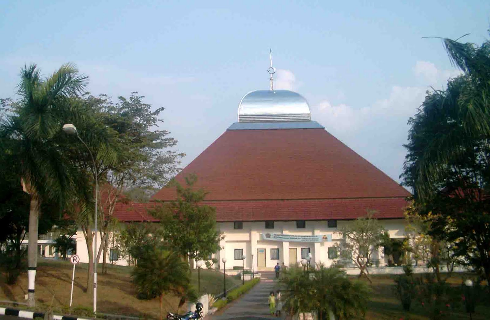 STPDN Angkatan 17: Lingkungan STPDN-Jatinangor Kabupaten Sumedang