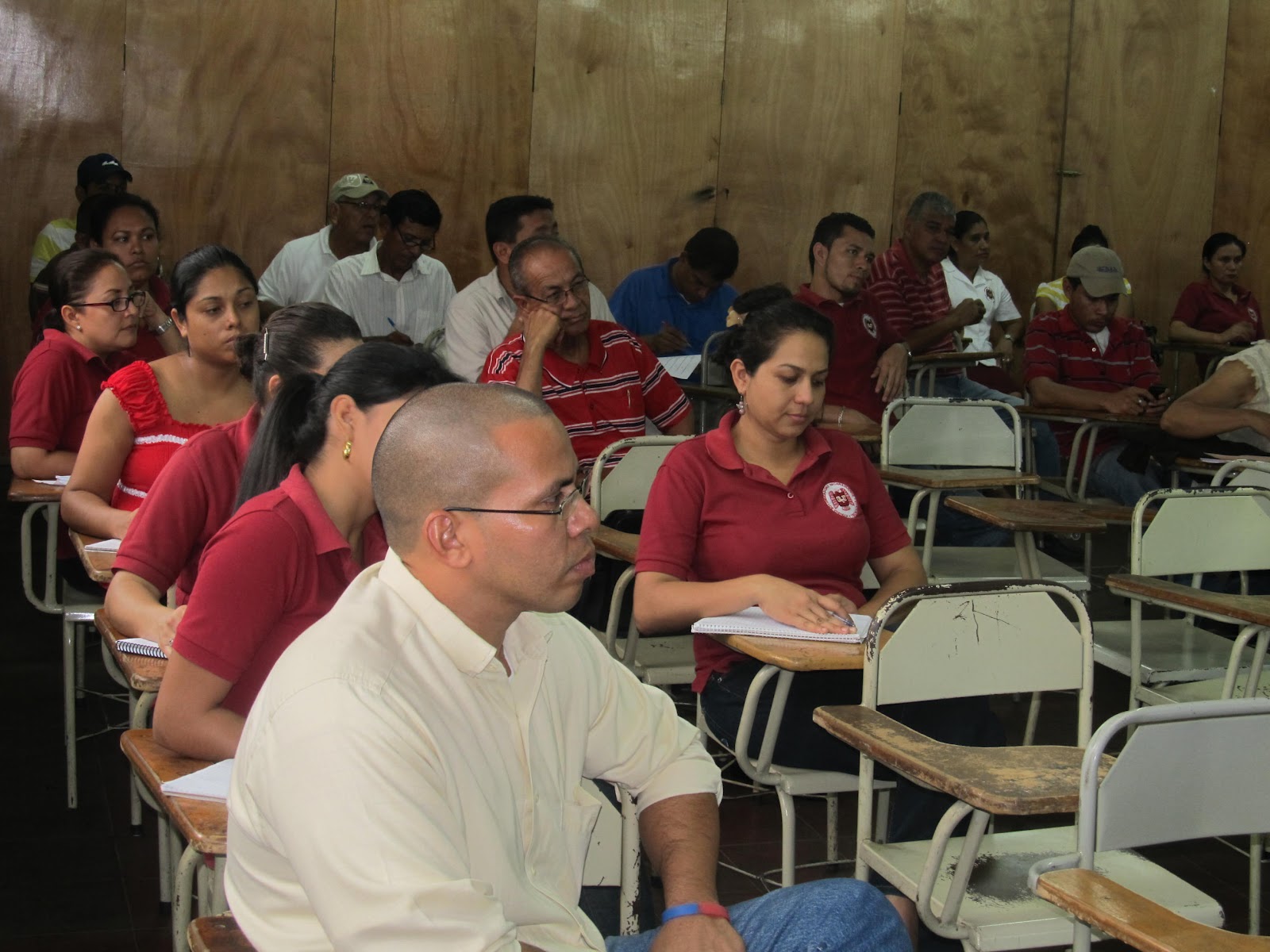 Relaciones Publicas UCYT: UCYT REALIZA CONFERENCIAS DE SENSIBILIZACION ...