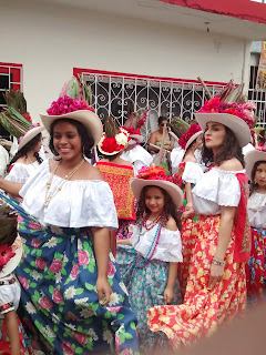 Danza del Pochó: Las pochoveras