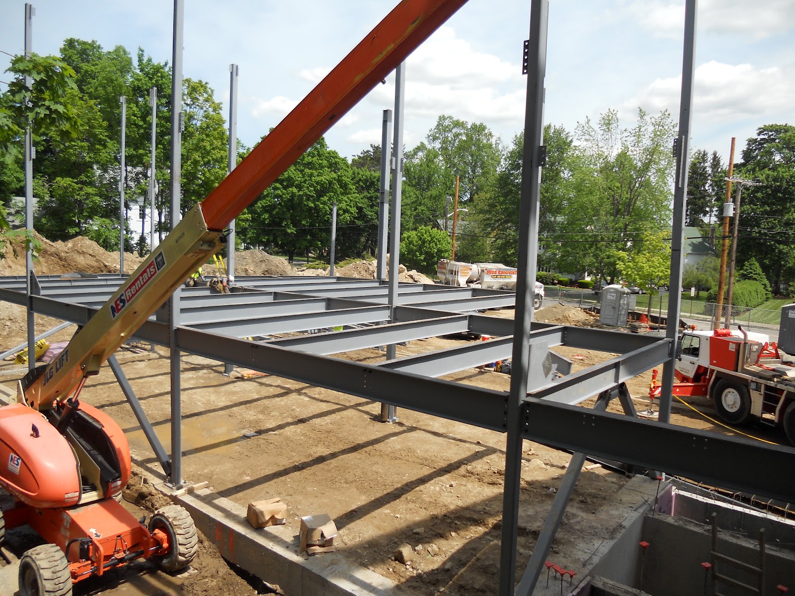 Boyden Library Construction: Beam Signing Ceremony!!