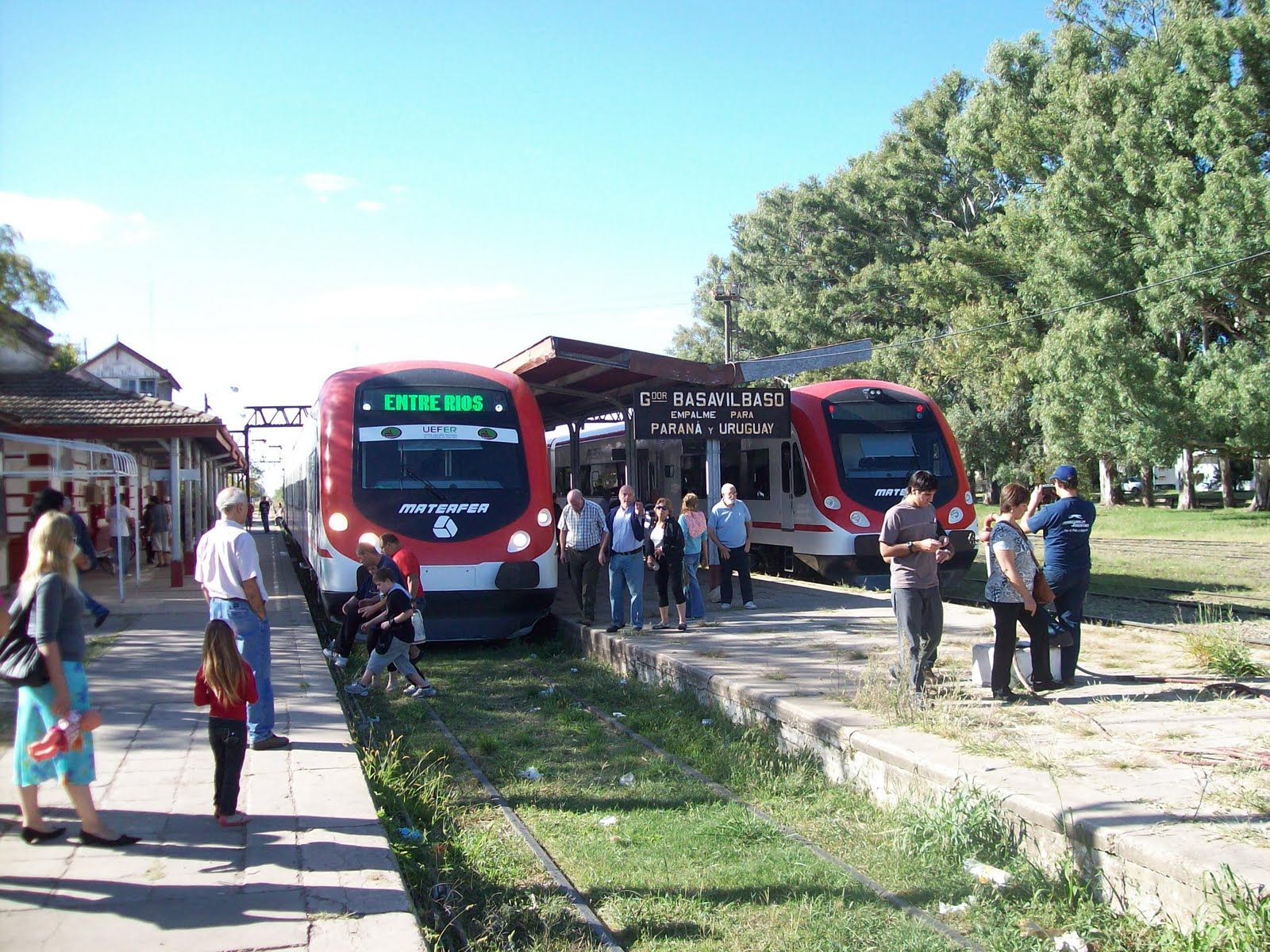 KILOMETRO 222: Entre Ríos - Crecen los usuarios en los trenes de pasajeros