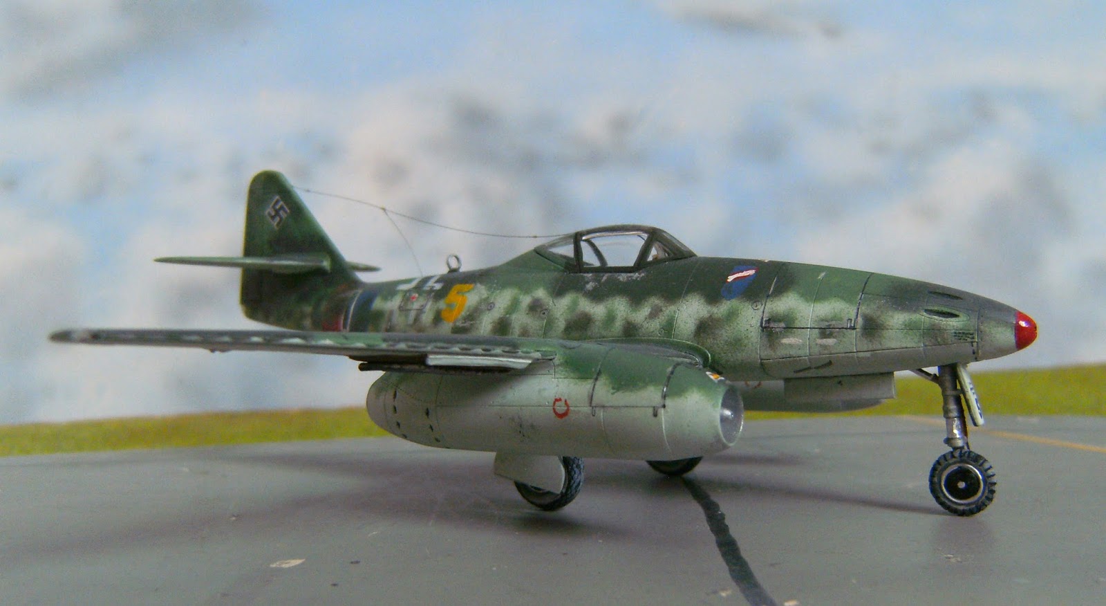 Happyscale-Modellbau: Messerschmitt Me 262 A-1A mit R4M-Raketen ...