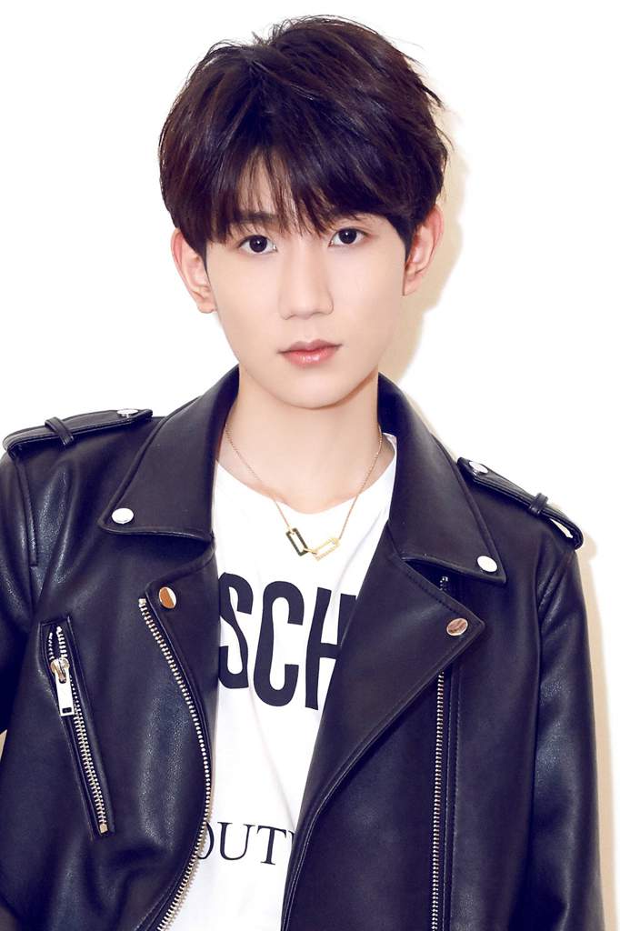 FreeTFboys : Roy Wang (王源)