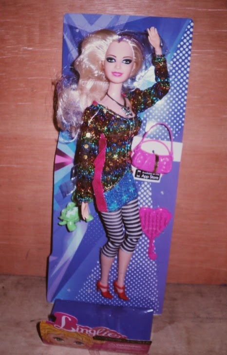 Knocked-off!: Bootleg Doll review : “Linglier” Fashion Doll, a Barbie ...