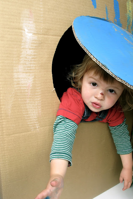 Kat This Kat That: DIY Cardboard Shape House