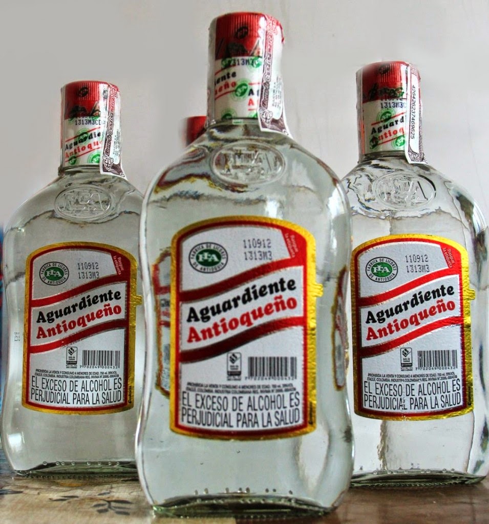 La Cata de AGUARDIENTE más Grande de Mundo: Aguardiente Antioqueño
