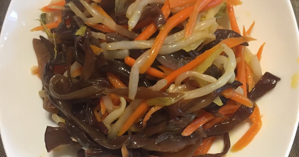 媽媽的拿手菜 Papa's Favorite Recipes: Bean Sprouts with Three Shreds (銀芽三絲)