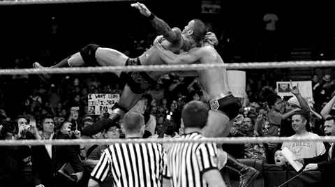 WWE In live!!!!: RANDY ORTON vs CODY RHODES