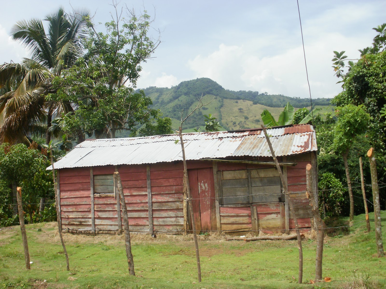 Espejismo de Luna Llena: El Chacaro, Yamasa.