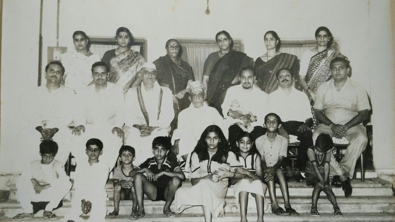 Shiva Yogi शिव योगी - Mahamahopadhyaya Acharya Rameshwar Jha: Rameshwar Jha pictures circa 1981
