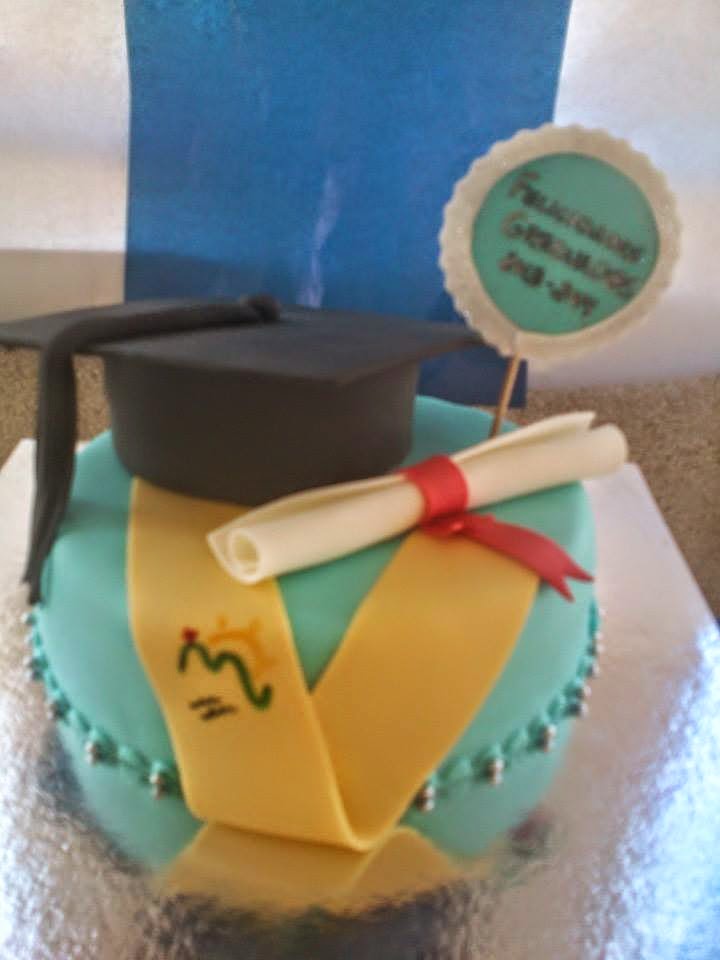 DULCEPINCEL: TARTA GRADUACION