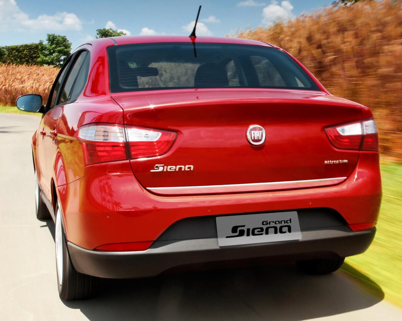 Novo Siena 2012 chega em abril, maior e mais sofisticado