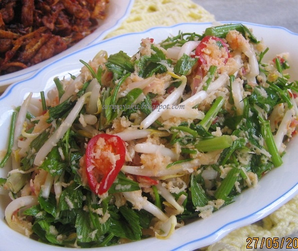 My Kuali: Kerabu tauge n daun selom