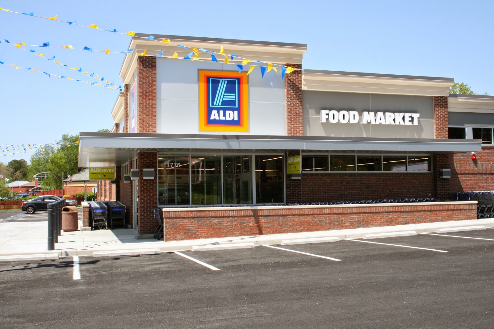 Richmond Real Estate Mom: My experience at ALDI and a Giveaway!