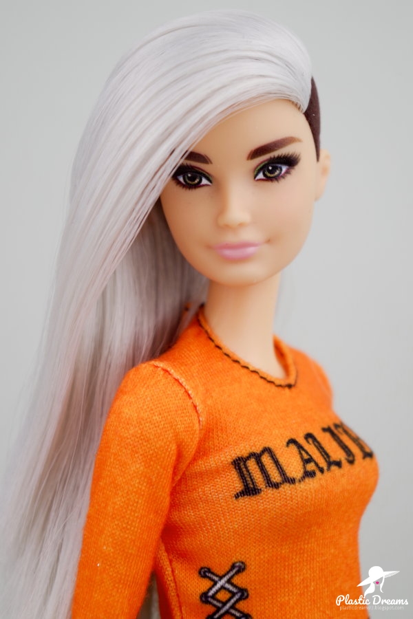 Plastic Dreams Dolls :: Barbie et miniatures: Fashionistas Barbie Doll ...