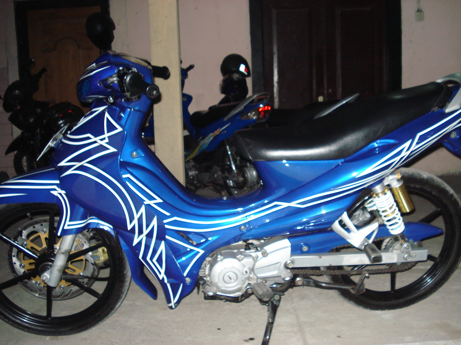 Foto Modifikasi Motor Jupiter Z Warna Biru Terbaru | Era Modifikasi