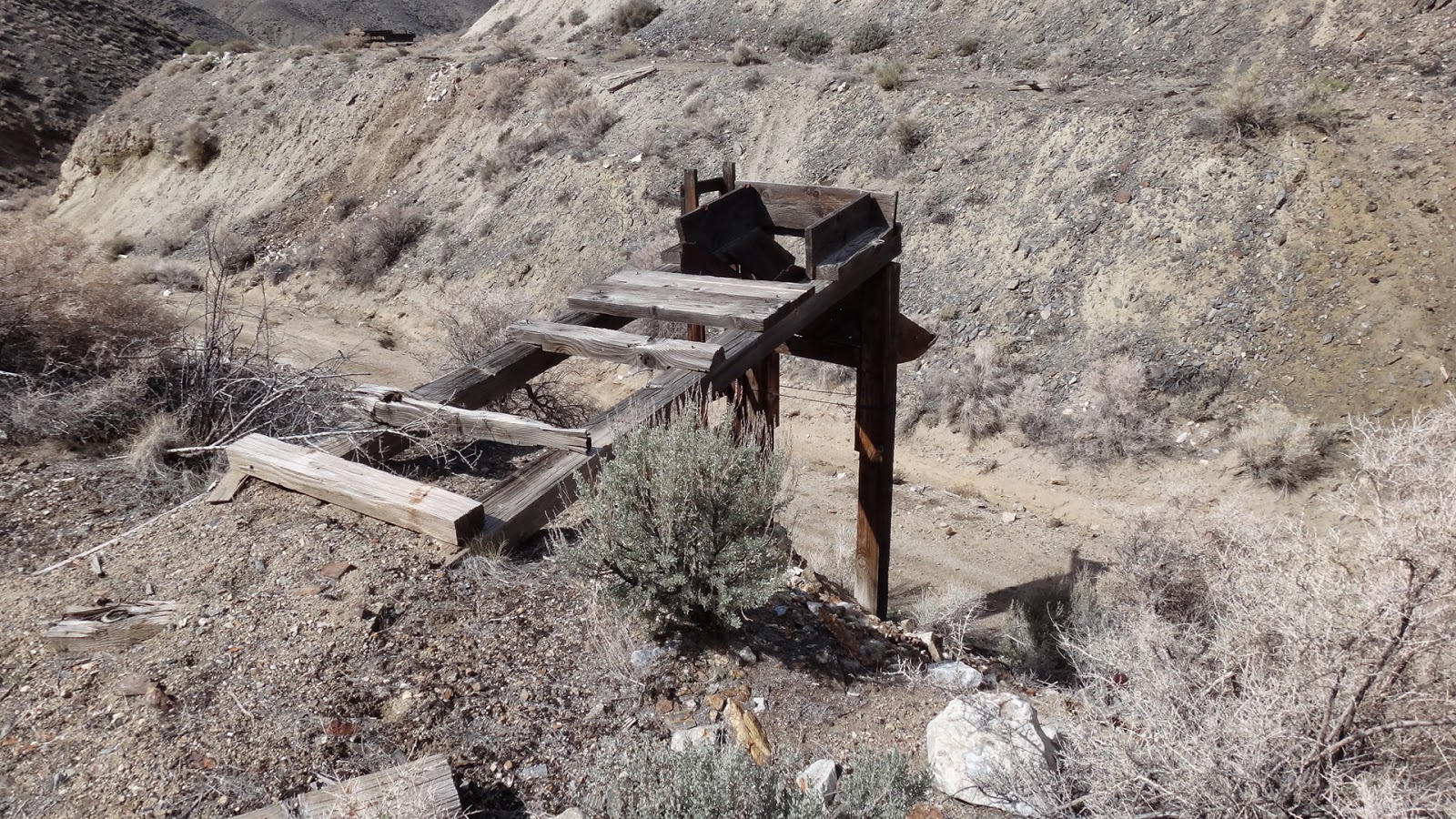 The Fly Syndicate: Abandoned Northern Nevada Mines - MGL Mine and ...