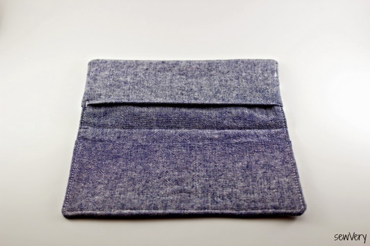 sewVery: sewVery Simple Checkbook Cover