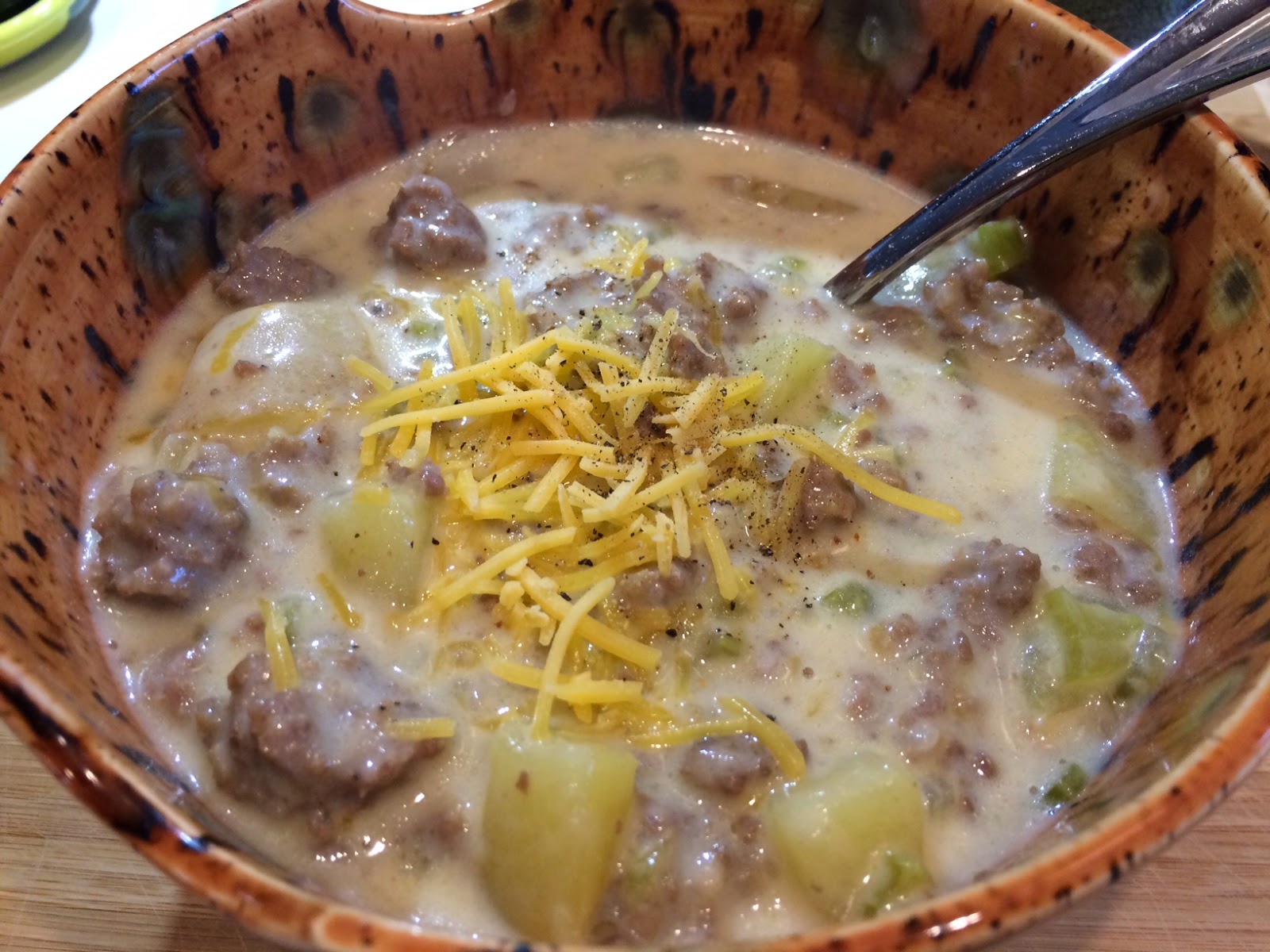 through my hands: Recipe Monday - Quick Cheeseburger Chowder