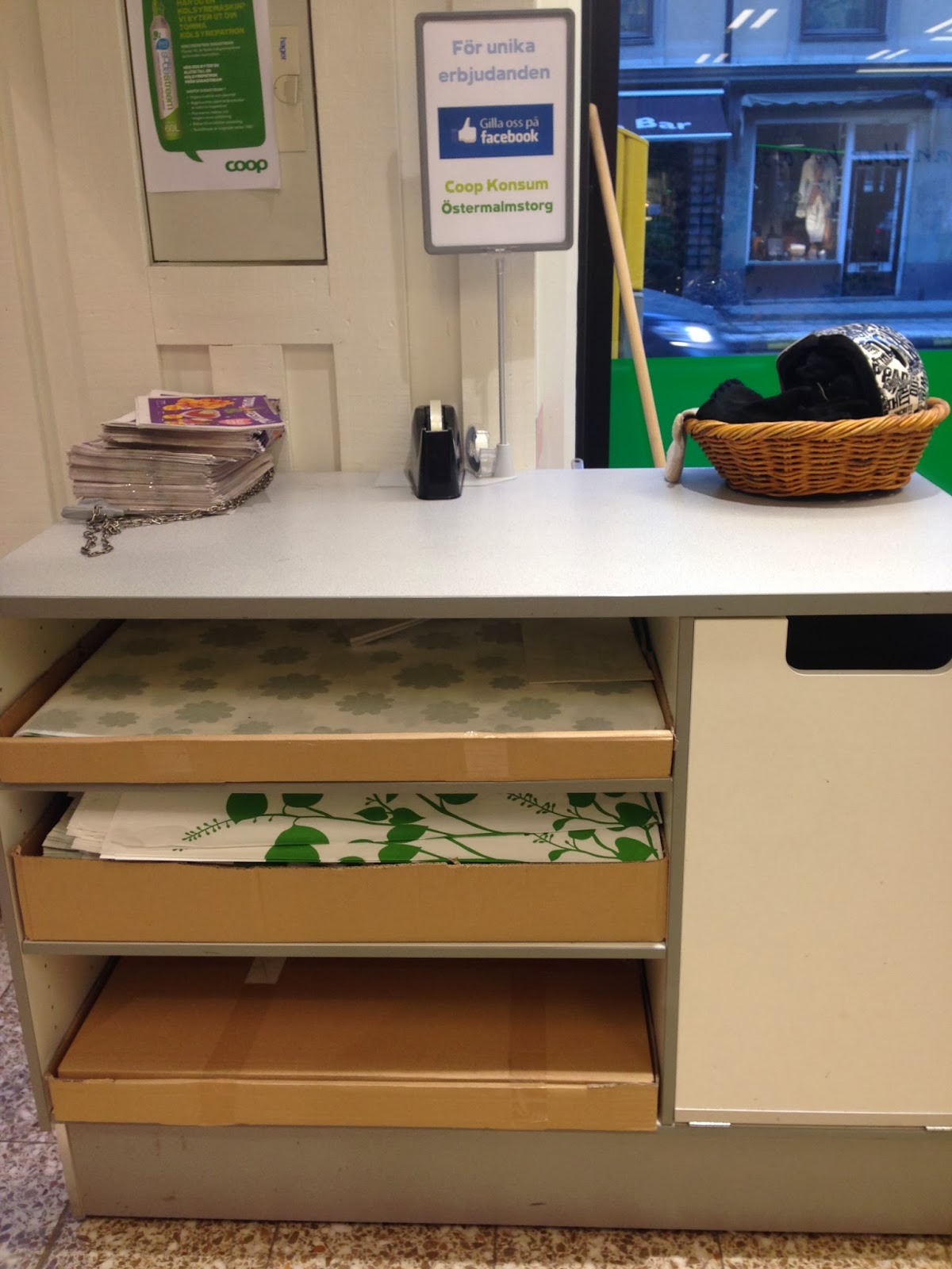 The Castle Home: Wrapping stations