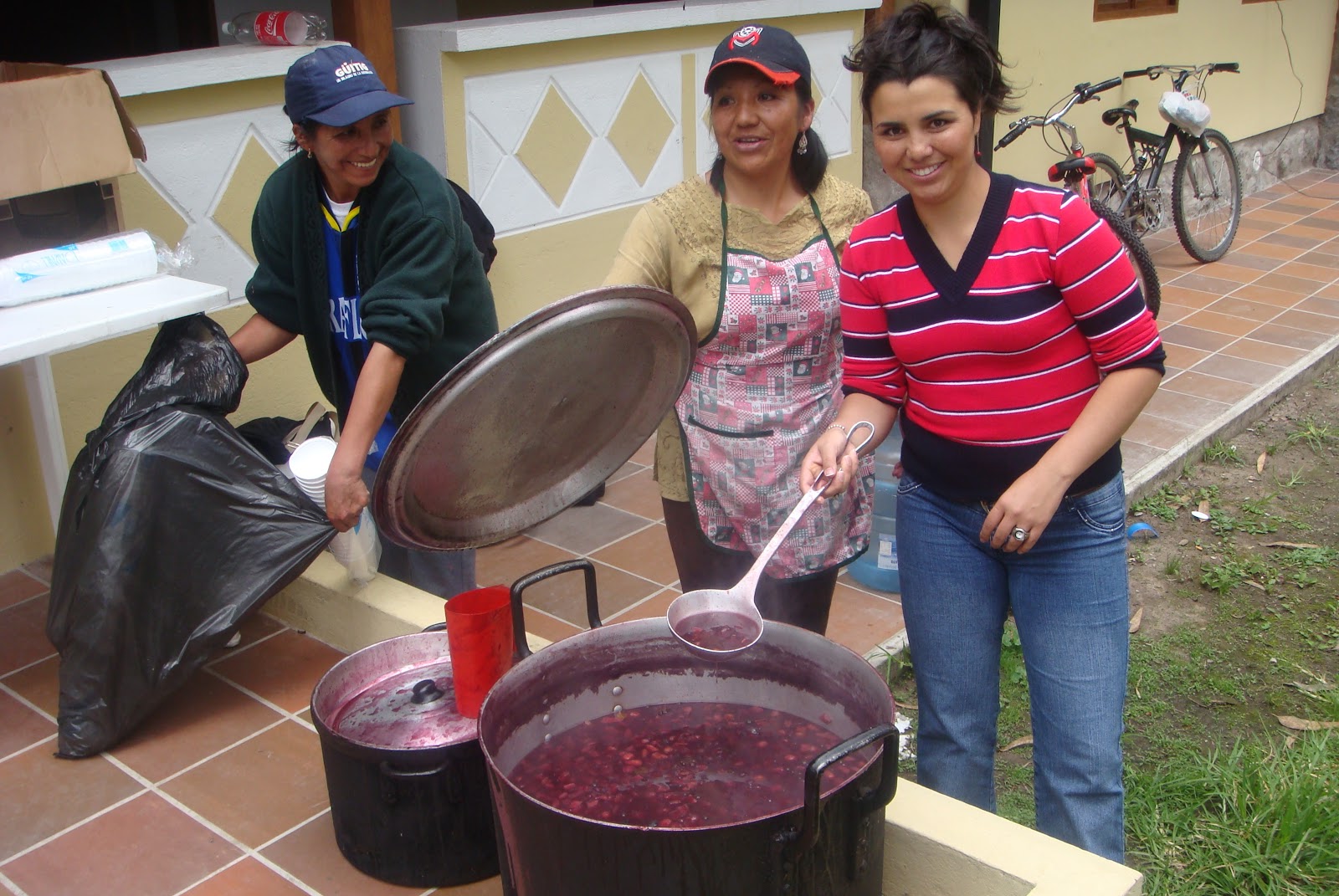 Mario Vásconez: Ecuador 48: El origen de la colada morada y las guaguas ...