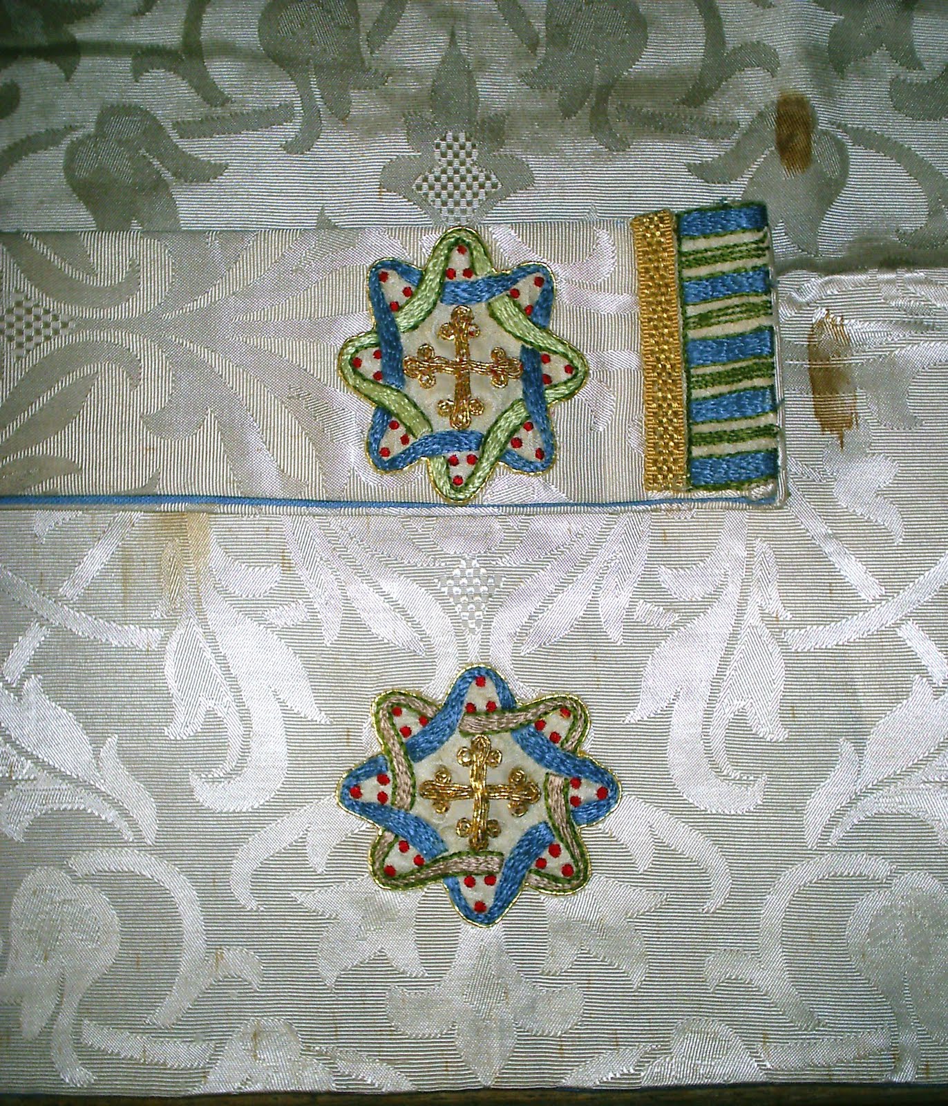 The Saint Lawrence Press Blog: December 2011