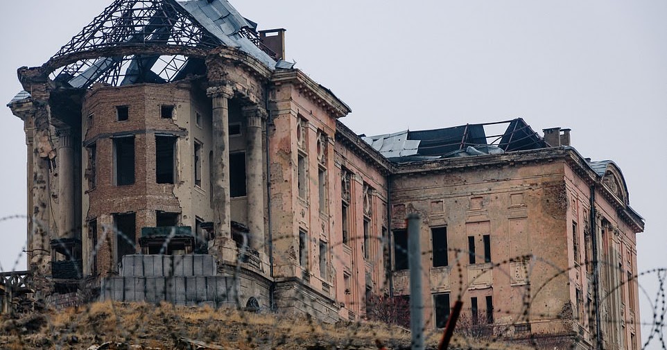 Practical Eschatology: POTD: The Tajbeg Palace in Afghanistan