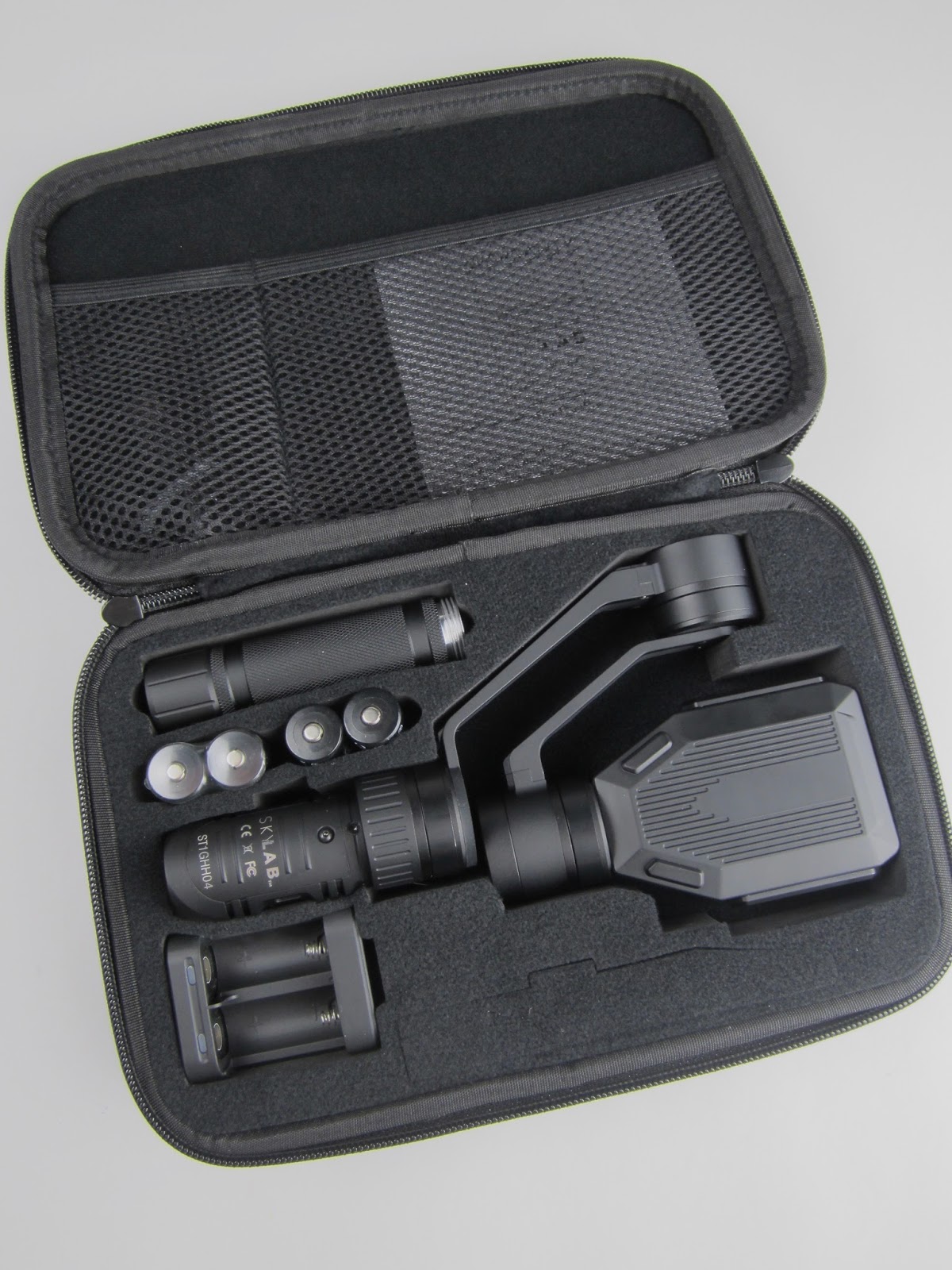 Living in THE BIG RING: Skylab's three-axis gimbal for smartphones