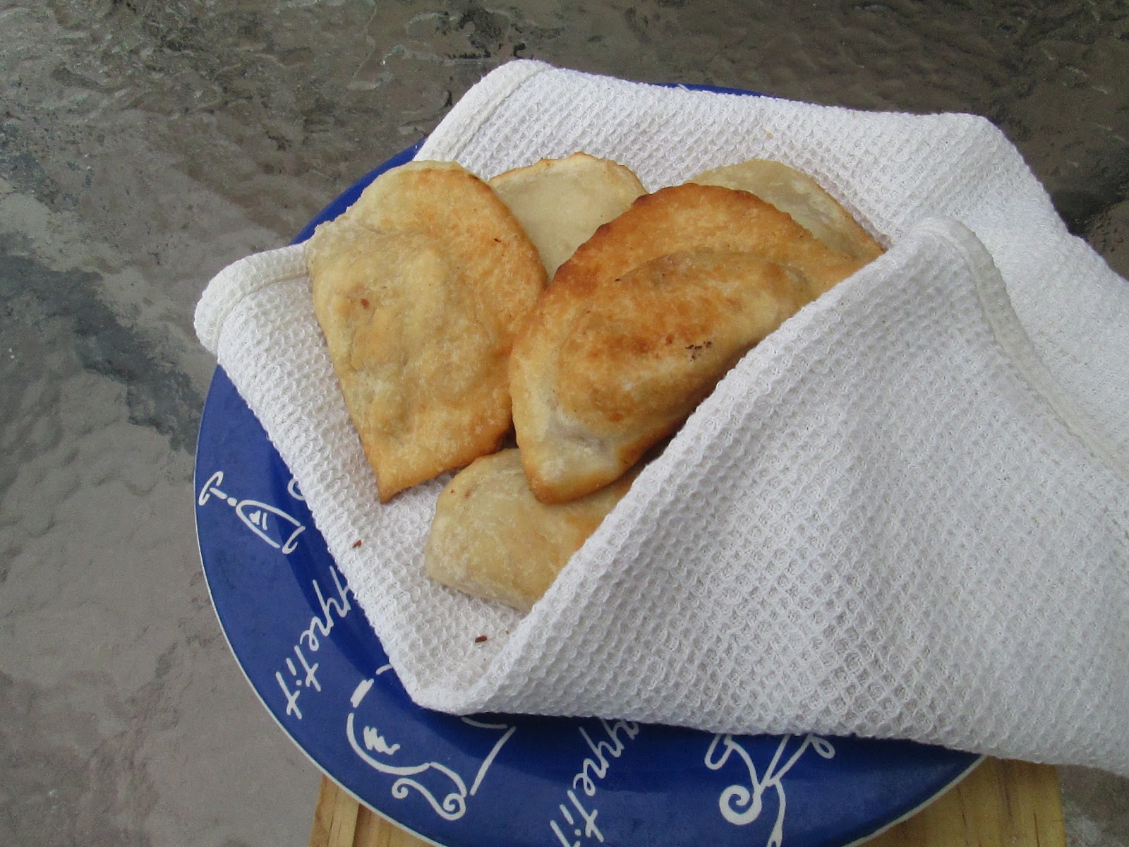 Canela kitchen (gloria): Seafood empanadas (from Chile)
